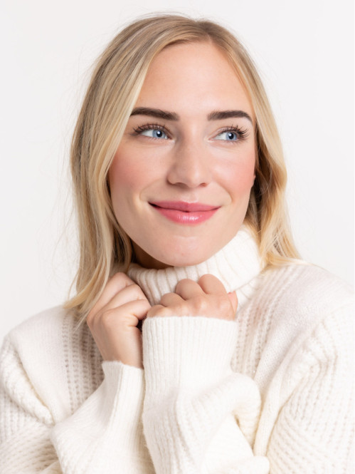 Pull col roulé écru femme